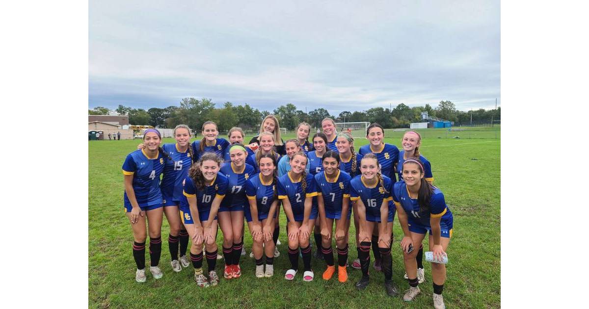 Greater Middlesex Conference Honors for Chargers Emily Wallace, Daniela ...