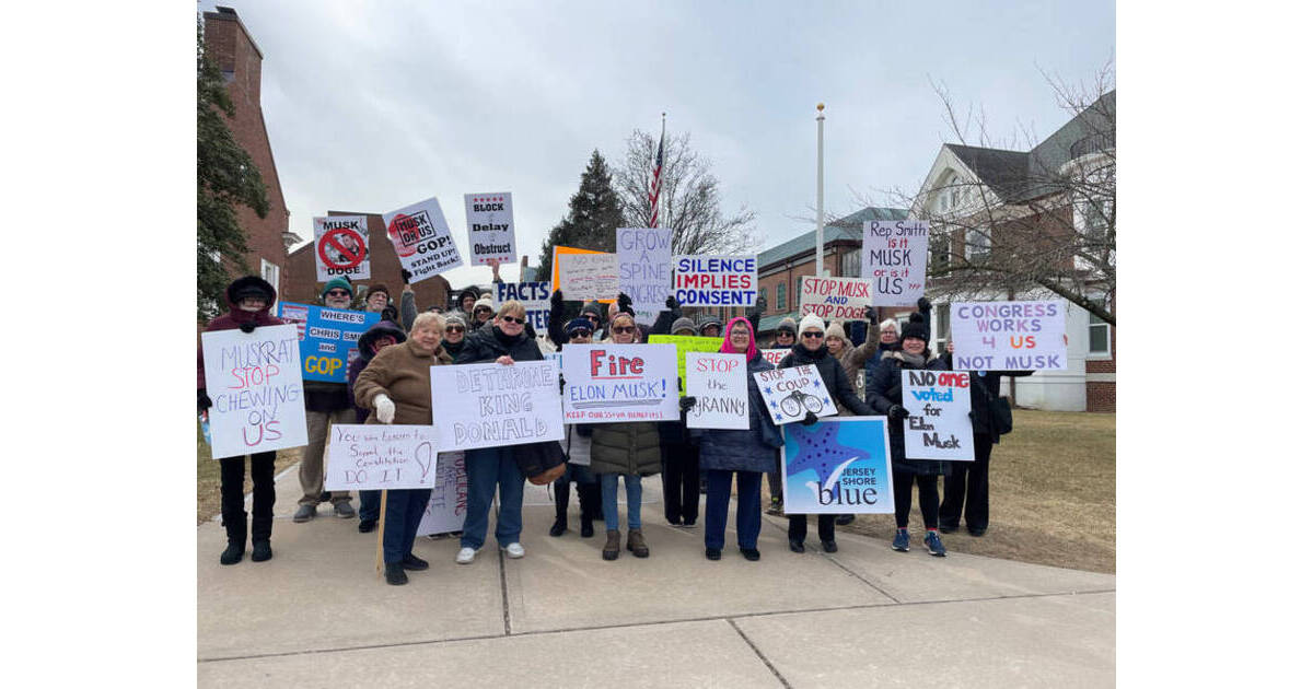 Jersey Shore Blue Rallies at Congressman Smith’s Office Demanding Bold ...