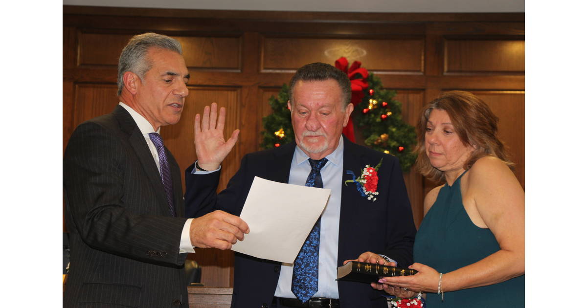 Ron Kistner Sworn in as New Hasbrouck Heights Mayor | Hasbrouck Heights ...