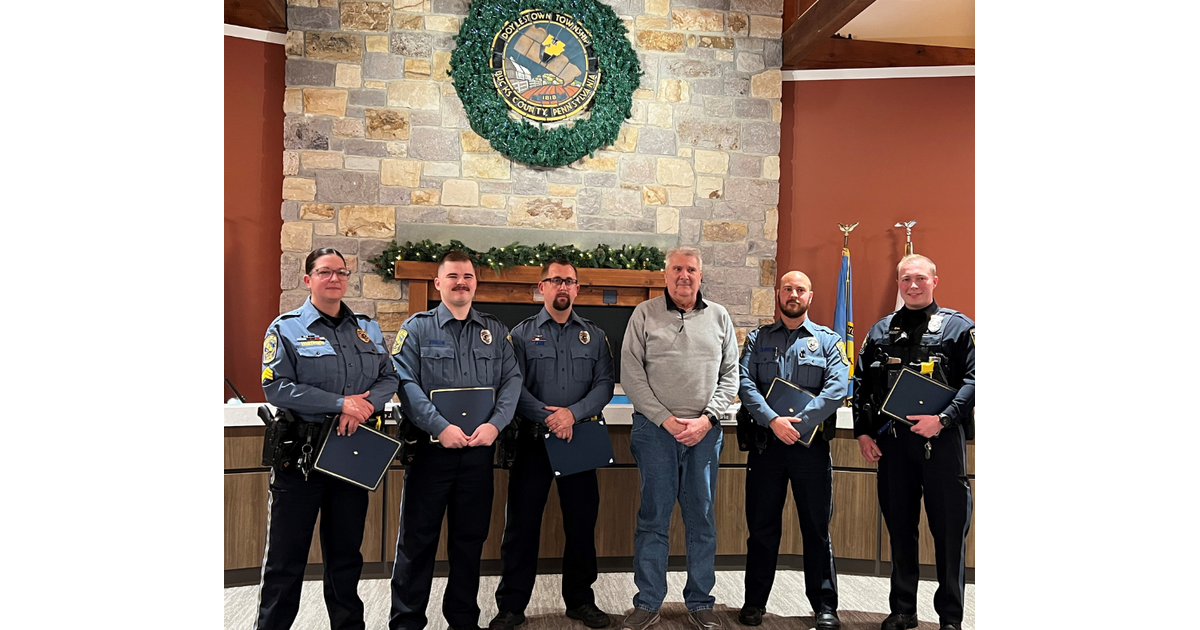 Five Police Officers Commended for Saving Man Who Had Heart Attack While Driving | Doylestown ...