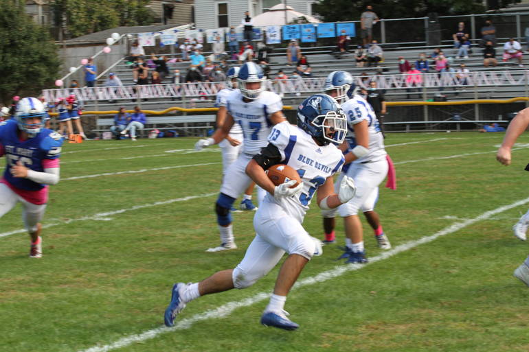 HS Football: Wood-Ridge Bounces Back with 31-6 Win over St. Mary | TAPinto