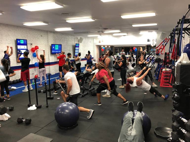 F45 Training Ambassador Cory George Visits Bloomfield Location for ...