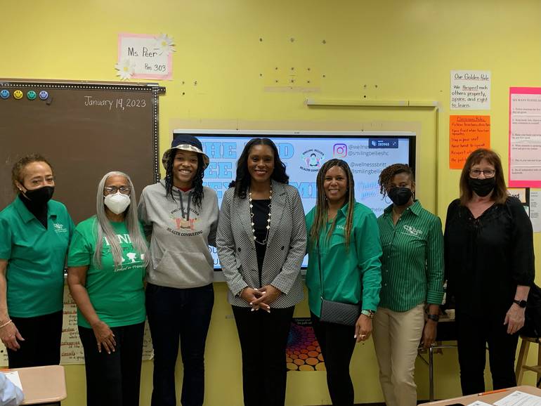 Click Samantha Newman