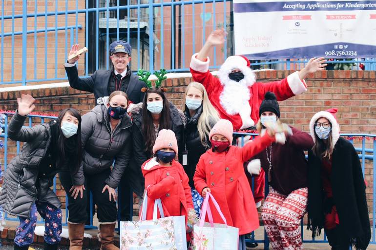 Plainfield's Cresthaven Academy Charter School Distributes Gifts at ...