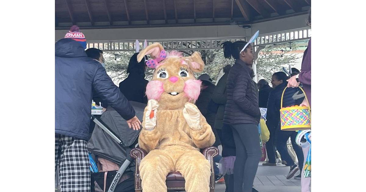 Franklin Township: Easter Bunny Hops on by Franklin Gazebo (Photo ...