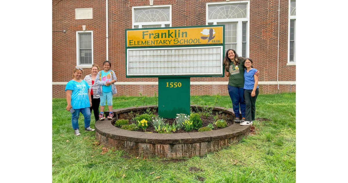 Two Union Elementary Schools Work Together to Beautify a School's ...