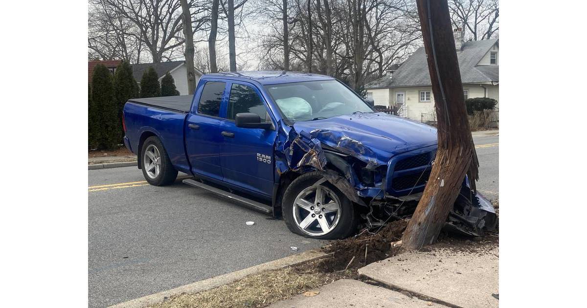 Truck Smashes into PSEG Pole on Ackerman Avenue, Glen Rock | Fair Lawn ...