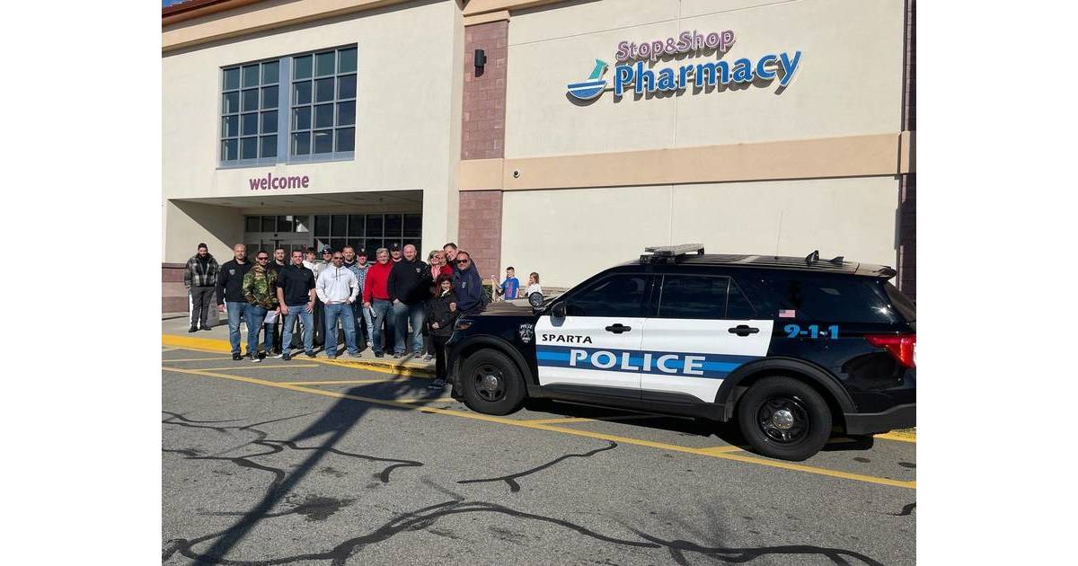 Sparta Police Department Collects Donations for Food Pantry | Sparta ...