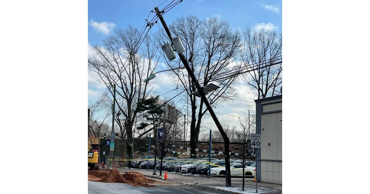 Cracked Utility Pole Closes Morris Avenue Monday Afternoon | Union, NJ ...