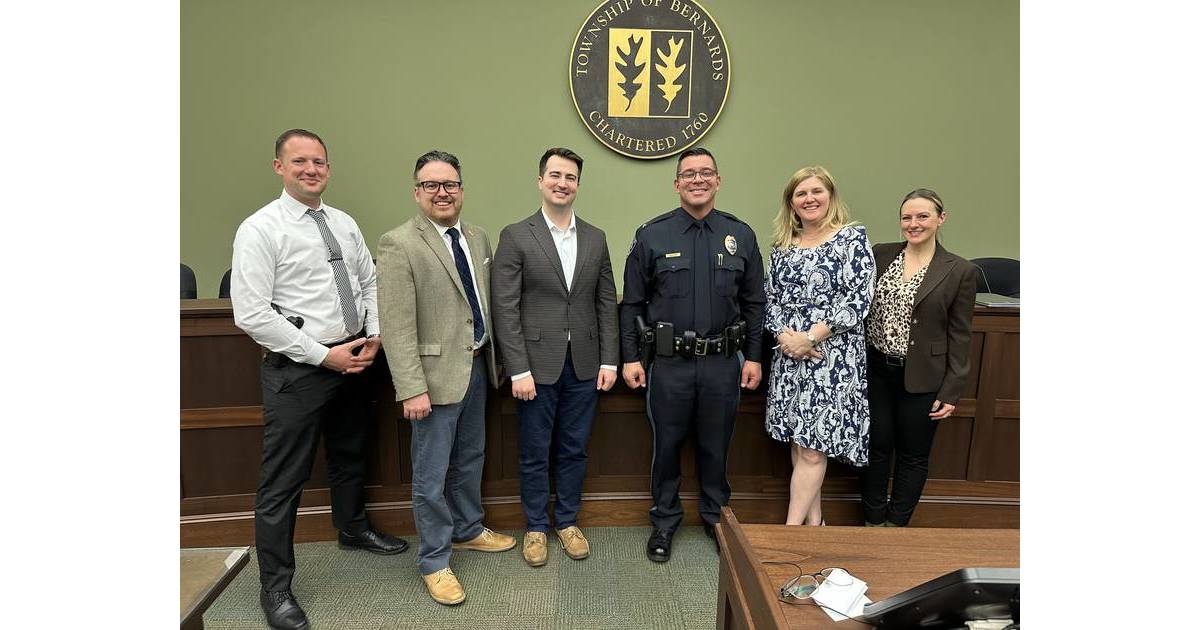 Republican Candidate Tyler Seville and Residents Attend "Understanding ...