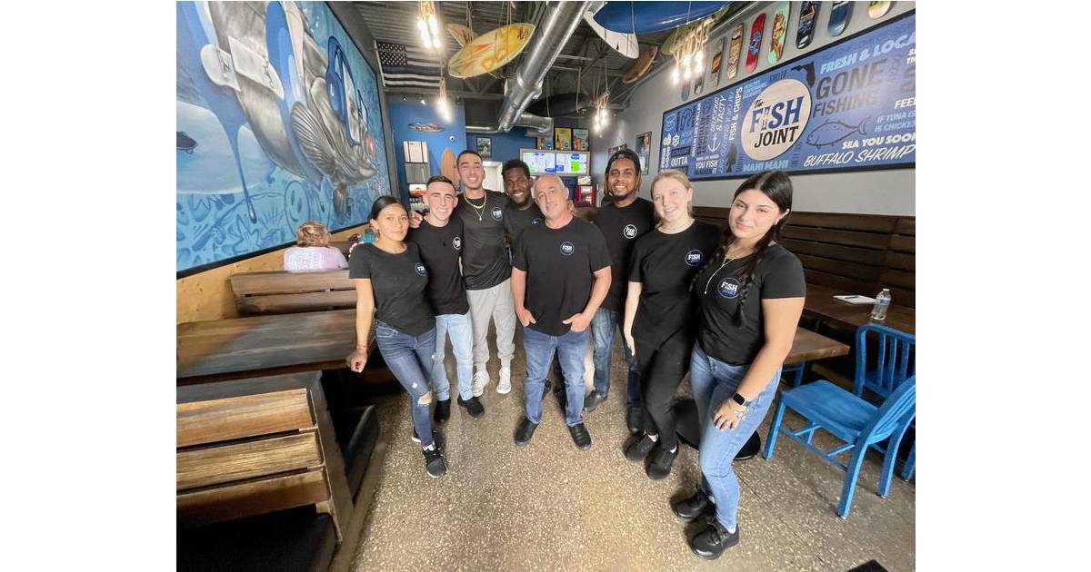 ‘Great Neighborhood Vibe:’ The Fish Joint in Coral Springs and Coconut ...