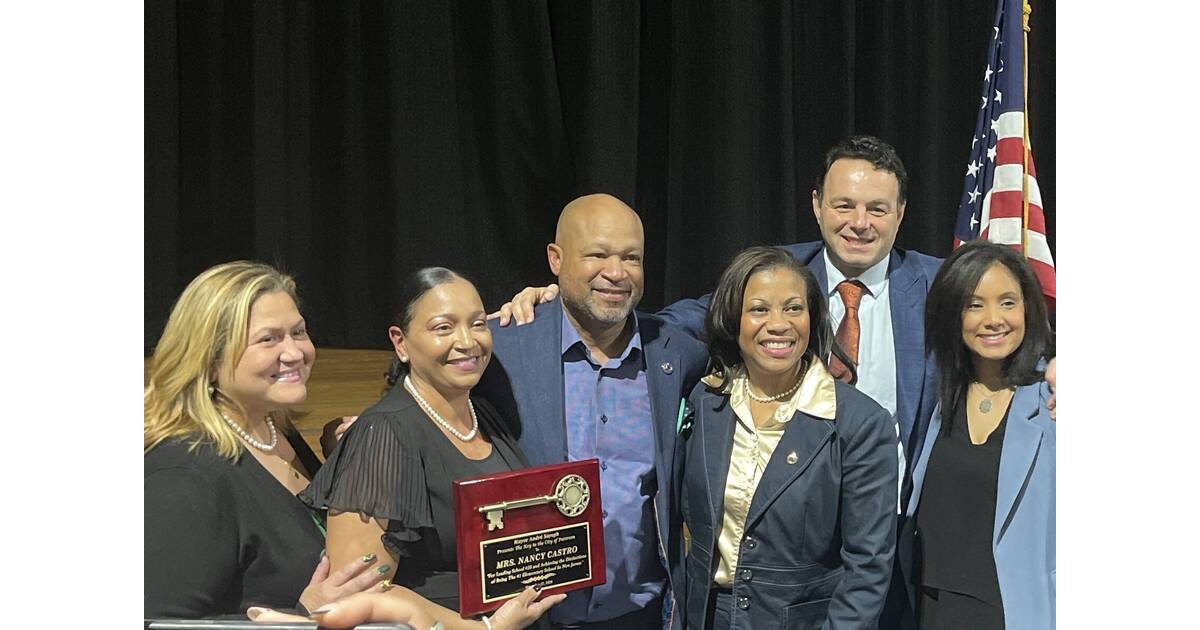 Paterson Principal Nancy Castro Honored with Key to the City for ...