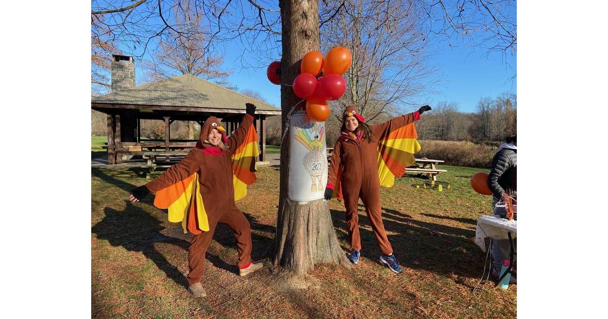Chatham High-ECLC Students Hold Turkey Dash Fundraiser, Raise $1,500 to ...