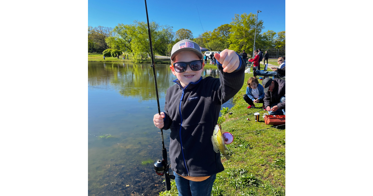 Go Fish: Sayreville Recreation Holds Fishing Derby at Kennedy Park ...