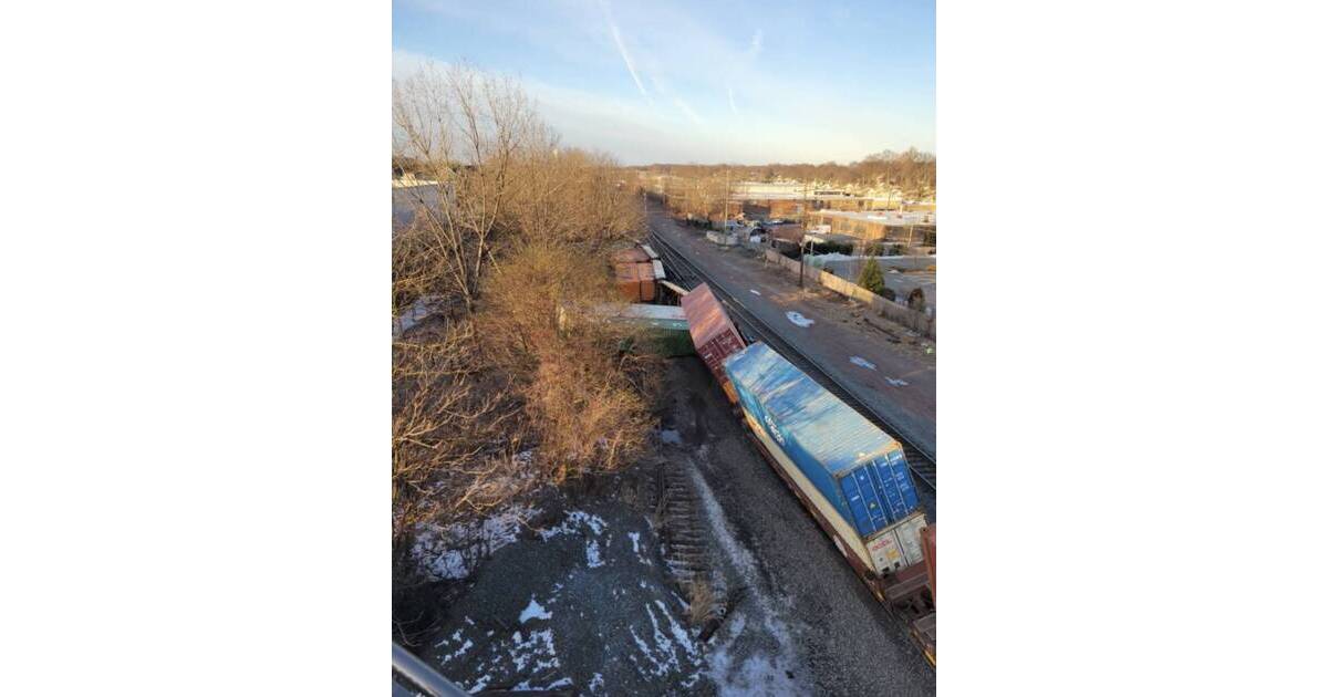 Conrail Continues Work at Site of Freight Train Derailment in Union ...