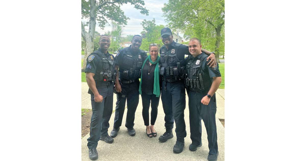 Rahway Police Officers Spend Time at Madison Elementary School for ...