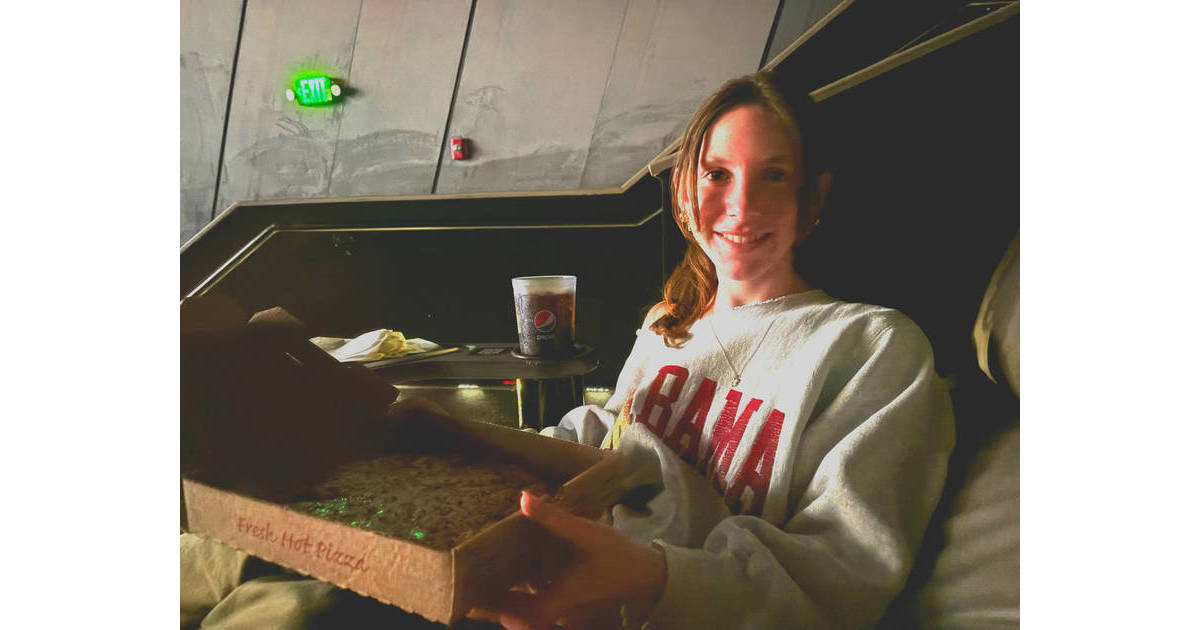 MSD Student Movie Review: "Mean Girls" at Paragon Coral Square ...