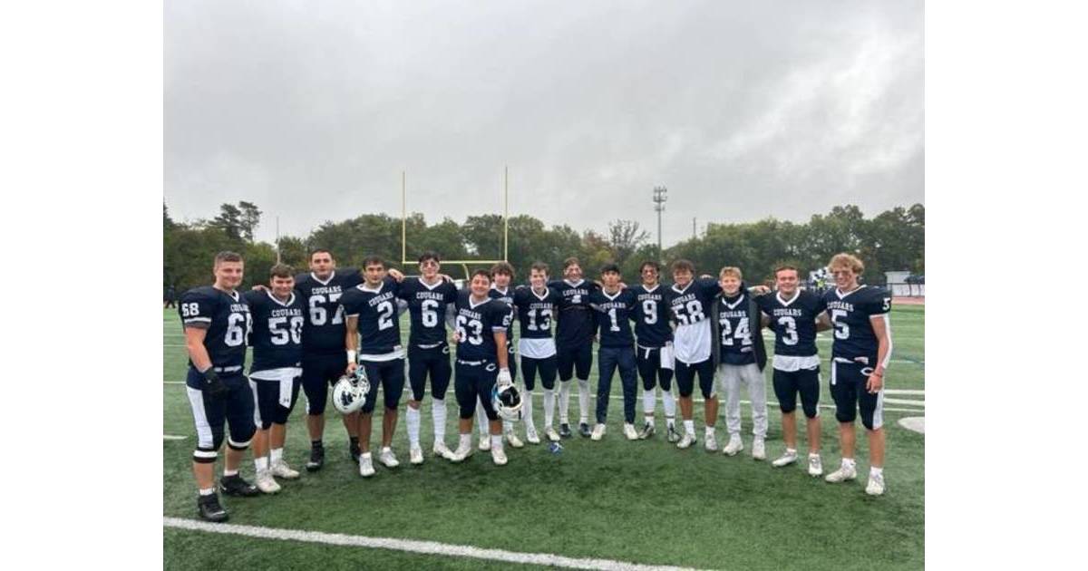 Chatham Football Loses Momentum and Game to Mendham During 'Senior Day ...