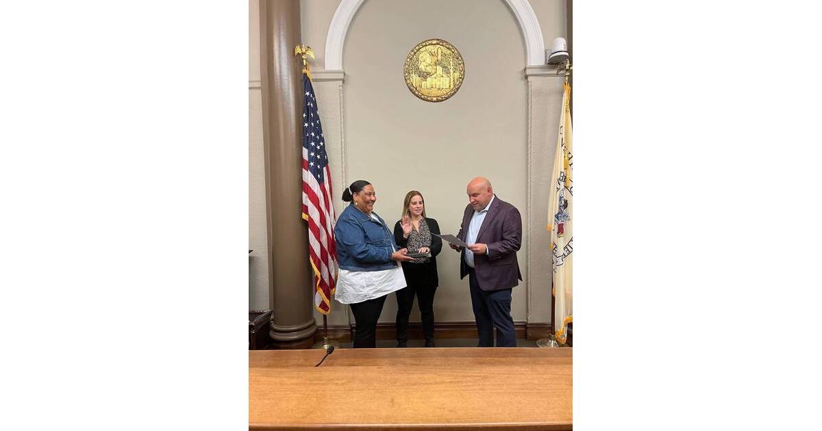 Mundell Sworn in as Bloomfield's First Female Mayor; Monica Tabares ...