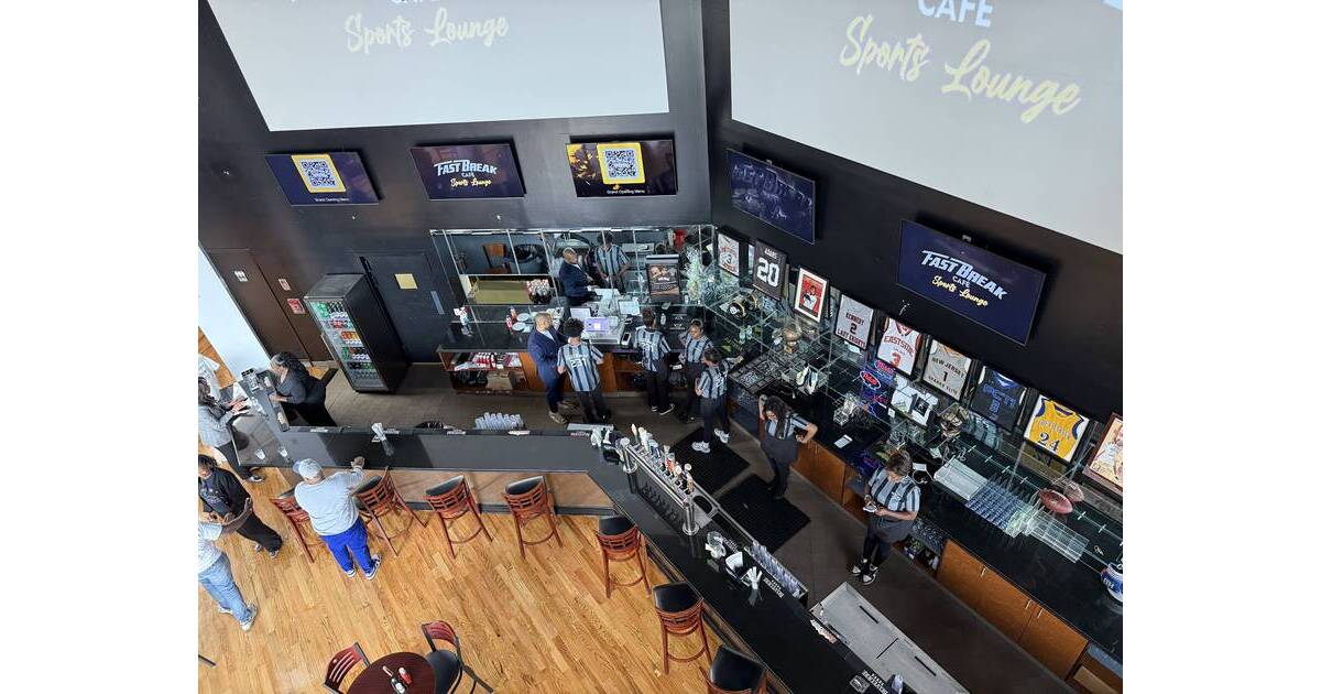 FastBreak Café Sports Lounge Opens in Paterson’s Center City Mall ...