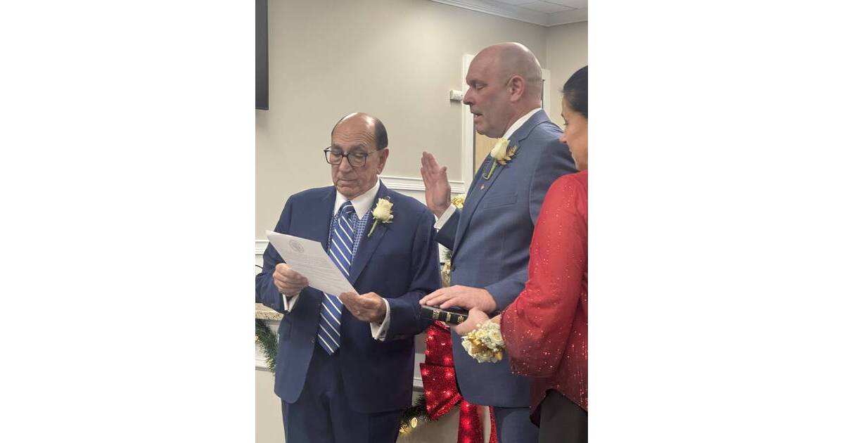 East Hanover Reorganizes for 2026; Brian Brokaw Sworn In and Michael ...