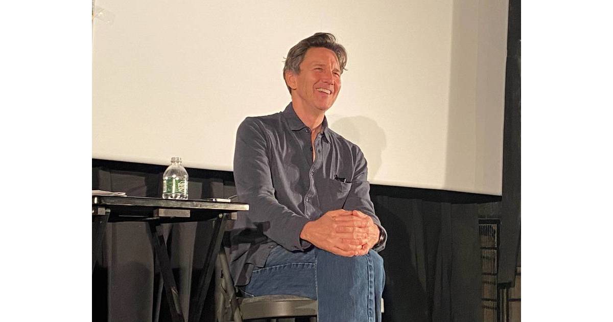 Andrew McCarthy Returns to Hometown of Westfield for Book Signing, Q&A ...