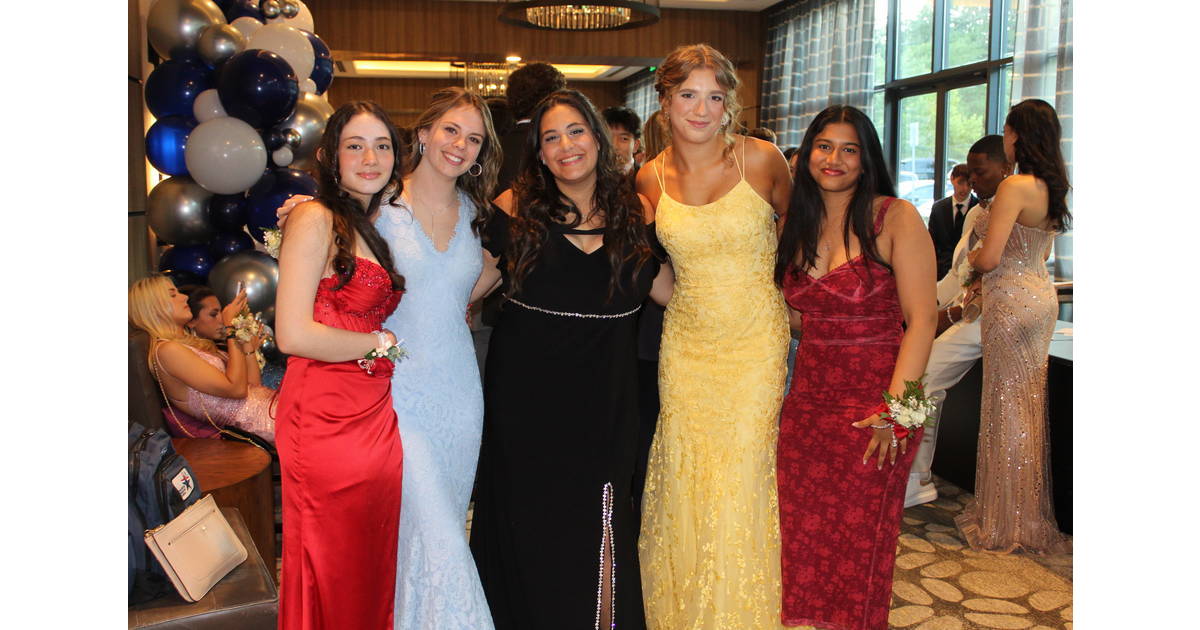 Gov. Livingston High School Celebrates Prom Night at Embassy Suites ...