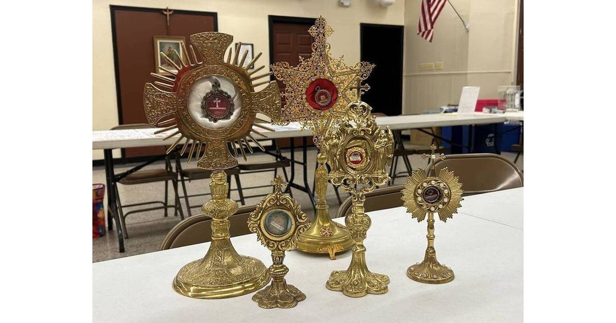 Rare Collection of Over 500 Sacred Relics of Jesus, Virgin Mary, Coming ...