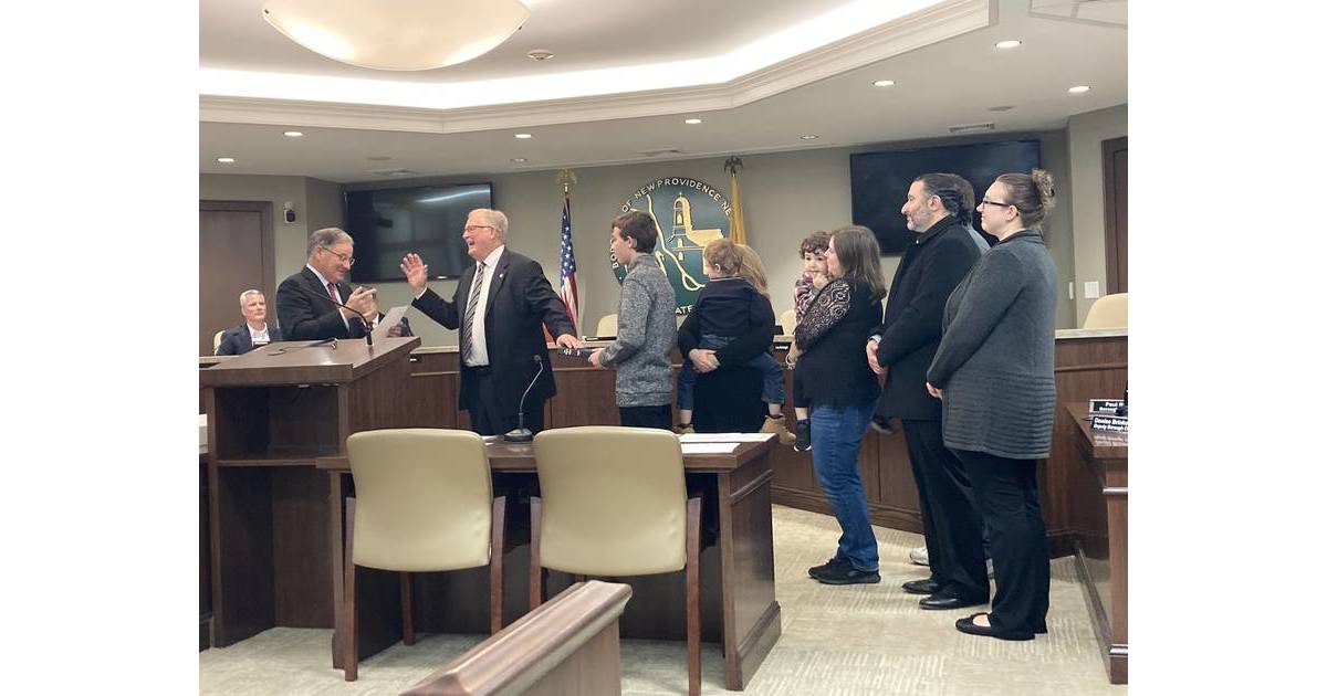 Mayor Al Morgan, Council Members Alex Kogan and Diane Bilicska Sworn in ...
