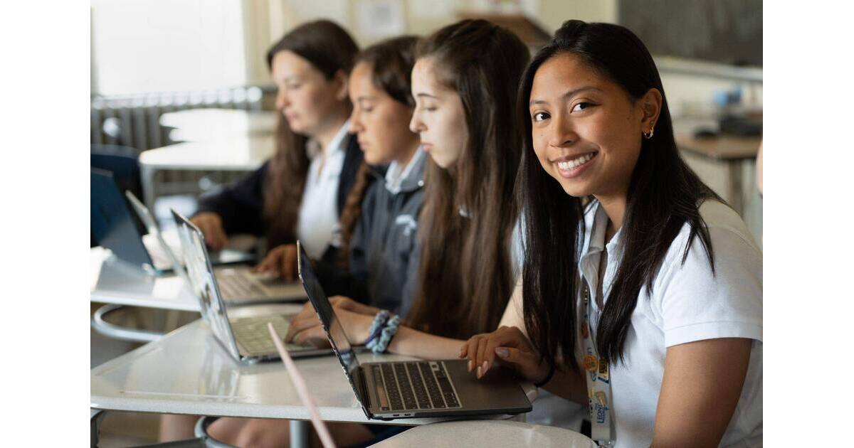 Bloomfield Students Shine on Mount St. Dominic Honor Roll | Bloomfield ...