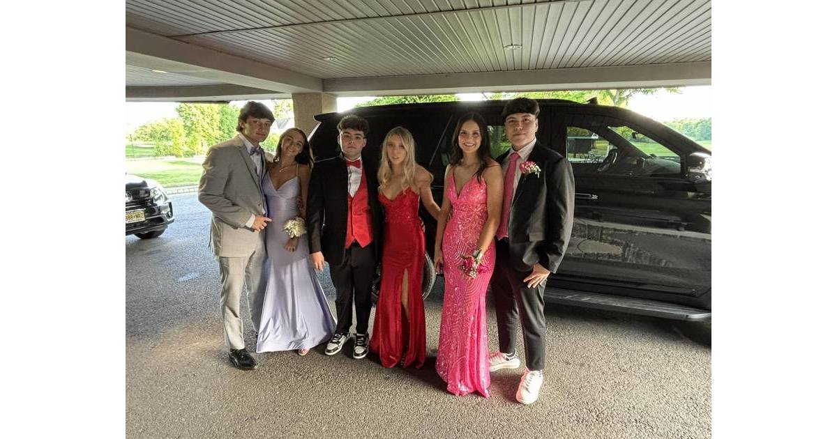 Scenes from the Jonathan Dayton High School Prom (Part 2) | Springfield ...