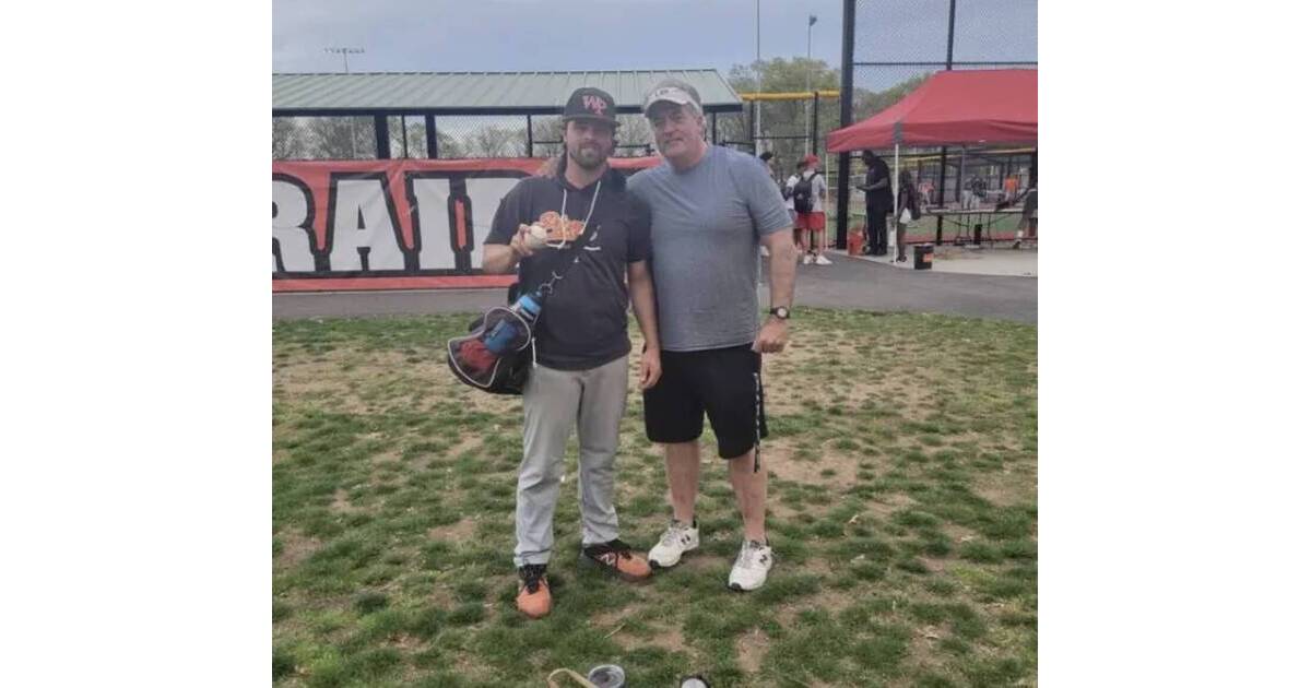 Bloomfield High football Coach Mike Carter Celebrates his 50th ...