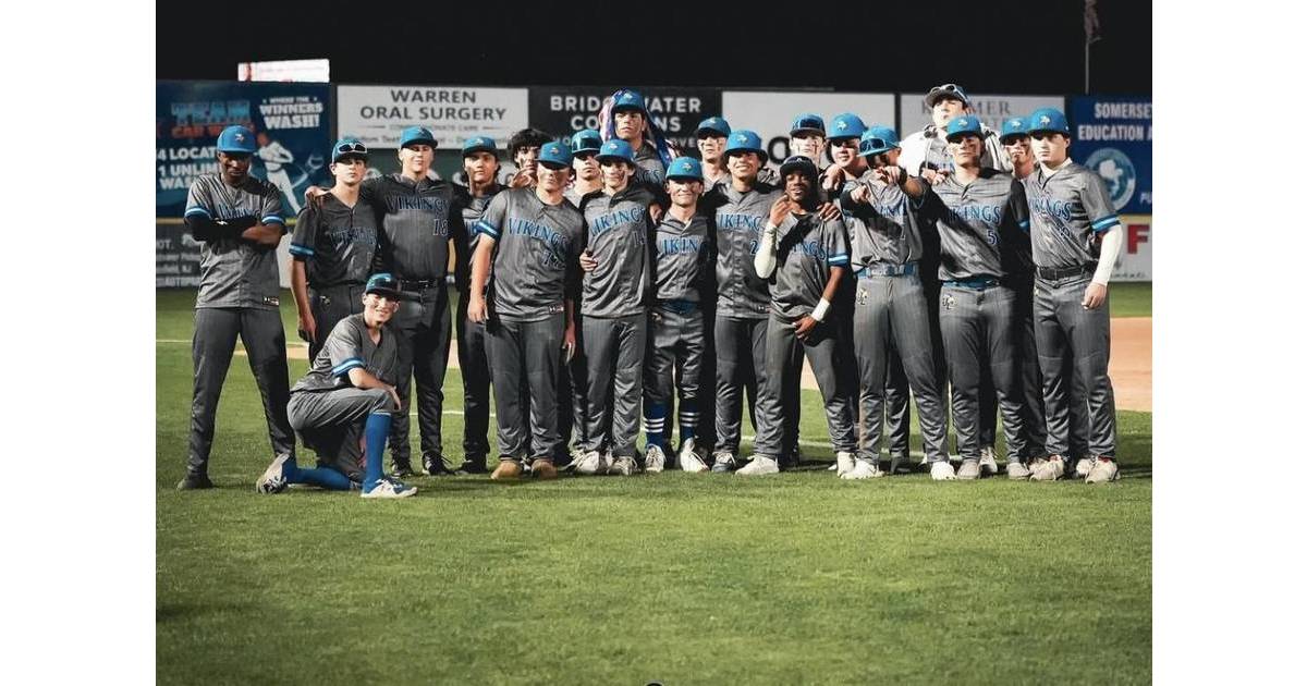 Union Catholic Baseball Teams Defeats Elizabeth On Walk-Off Walk In 8th ...