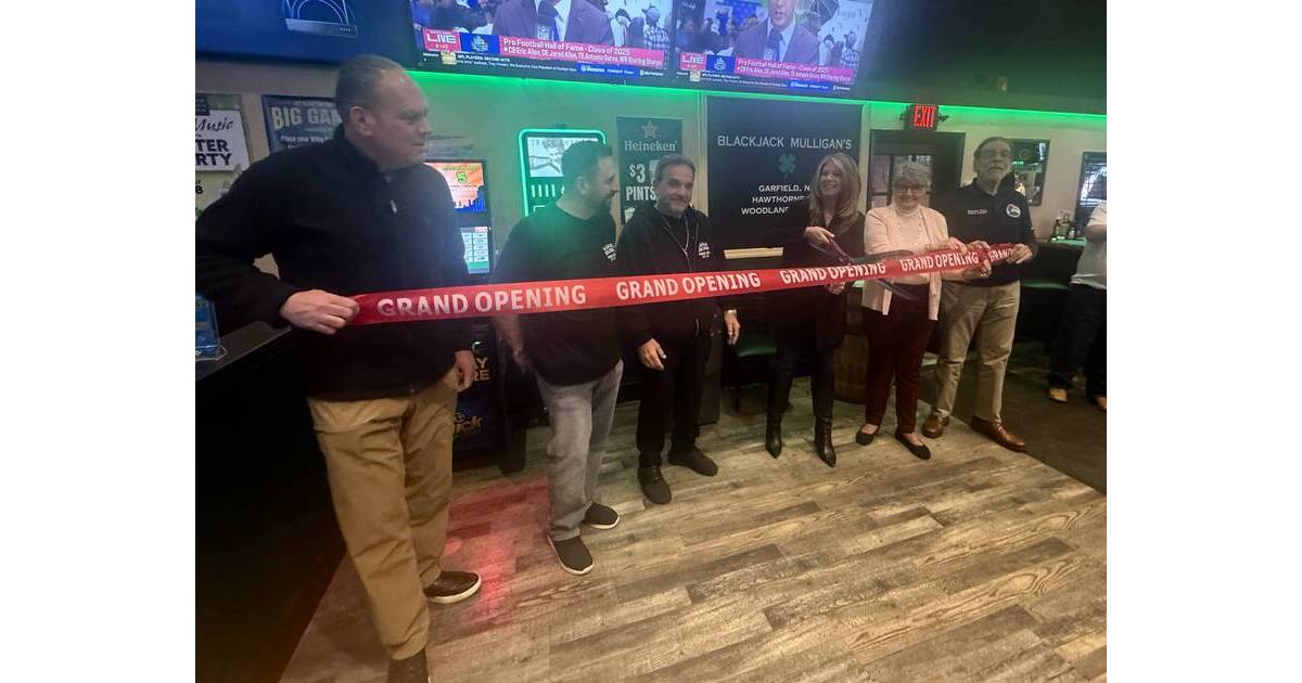 Blackjack Mulligans In Woodland Park Holds Ribbon Cutting, Grand ...