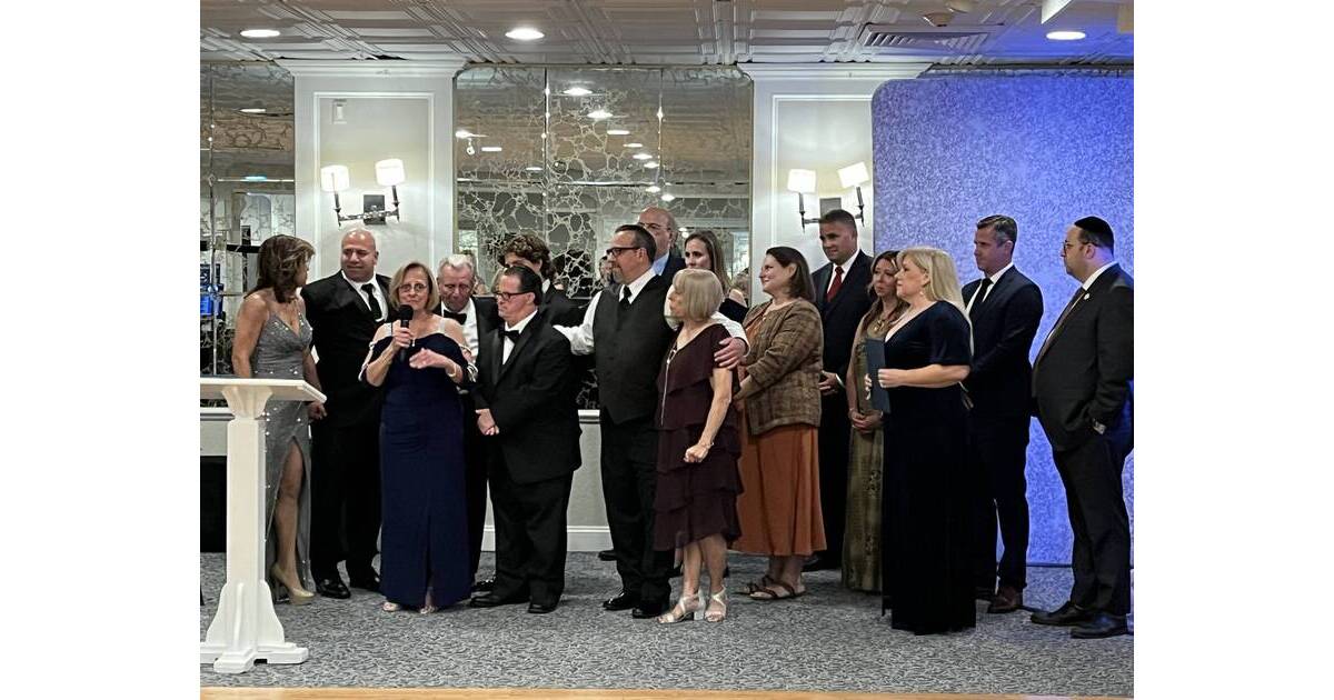 Circle of Friends Honors Bob and Carol Cupoli for 20+ Years of Service ...