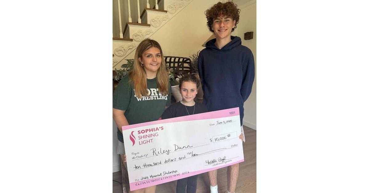 Riley Dunn First Recipient of the Sophia DeTorres Memorial Scholarship ...