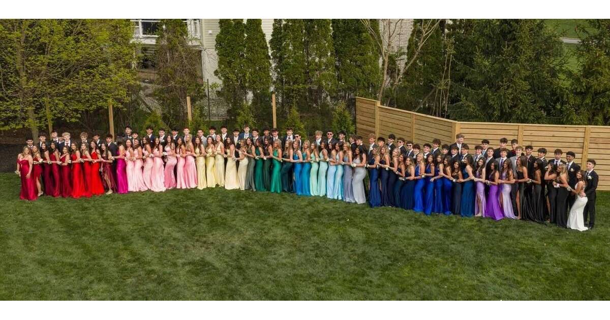 Watchung Hills Juniors Celebrate Semi-Formal at Pines Manor as 2026 ...