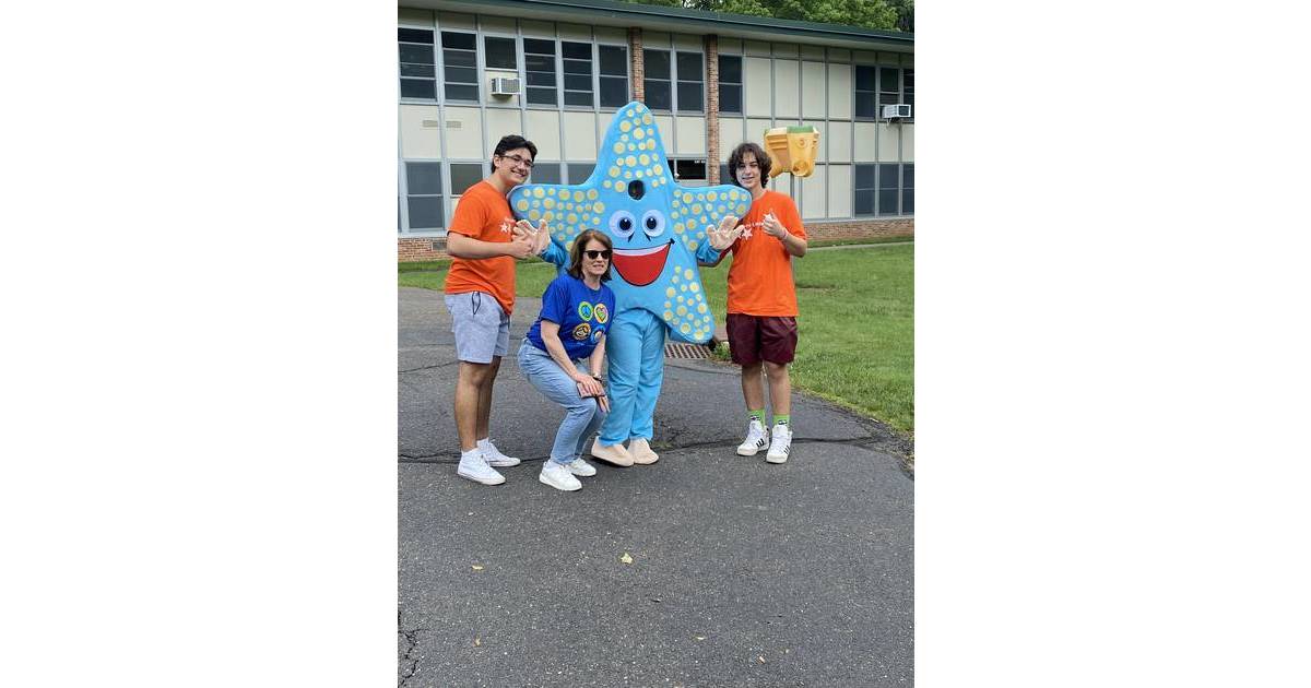 Kindness Abounds All Over Town with Silver Liming Foundatioin ...