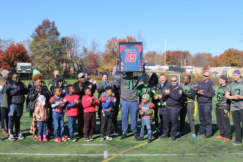 Coach Wendell Williams and the Roselle Rams 7u Players Present a ...