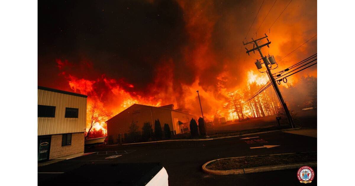 Final Update on Jones Road Wildfire as it Reaches 75% Containment ...