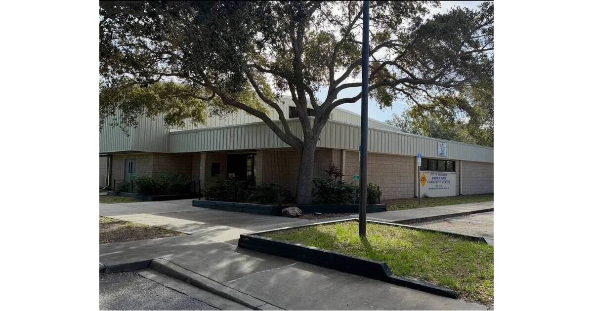 Melbourne Roof Collapse Closes Joseph N. Davis Community Center ...