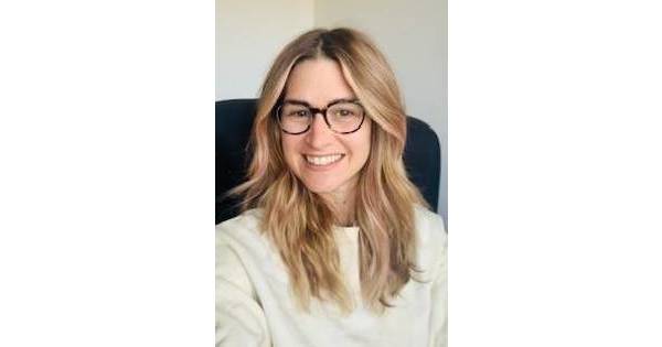 Laine Happel has a new advice column on challenges with body image ...