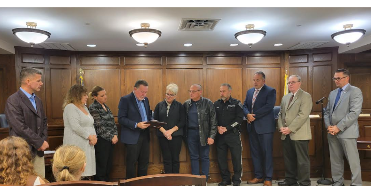 Hasbrouck Heights Mayor and Council Honor the Lanzo Family | Hasbrouck ...