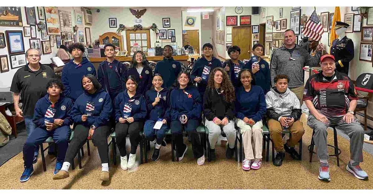 Lincoln School Students Get Look at Bayonne Military History | Bayonne ...