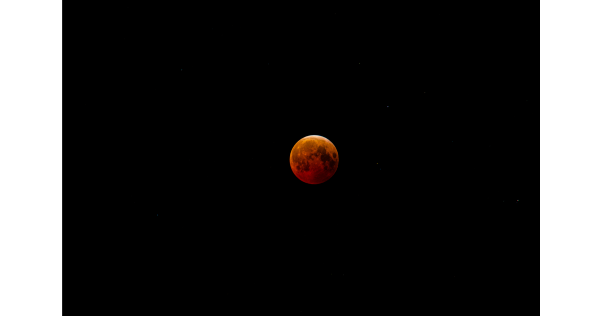 Red Lunar Eclipse Captured by Sparta High School Photography Students ...