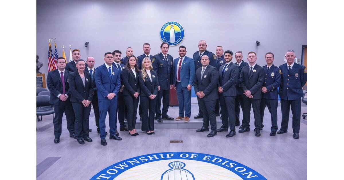 11 New Edison Police Officers Sworn-In | Edison, NJ News TAPinto | TAPinto