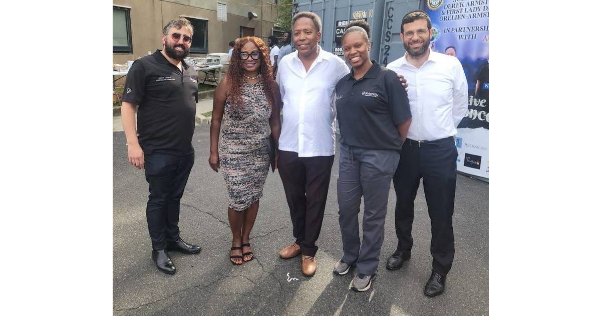 AristaCare Health Services Partners with Mayor Derek Armstead and First ...