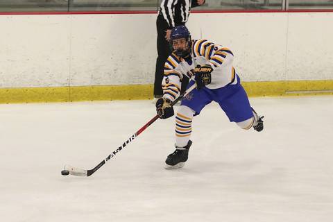 Mahopac Indians Skate to Sixth Straight Win | News TAPinto
