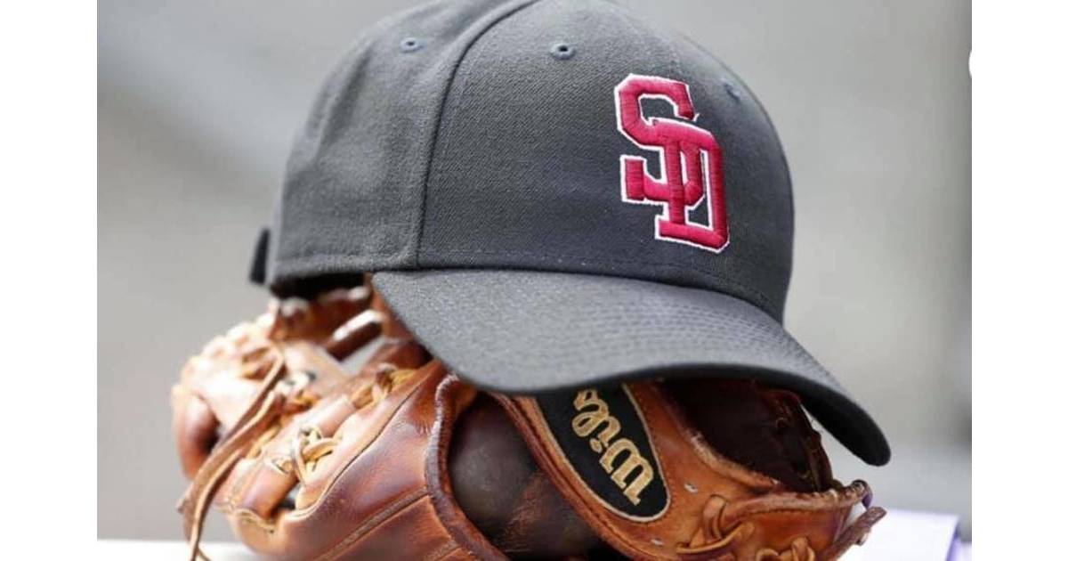 Stoneman Douglas Baseball Remains Perfect, Climbs to Number 3 in ...