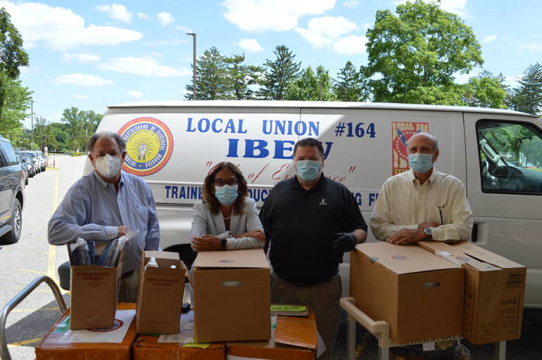 International Brotherhood of Electrical Workers Local 164 Donates ...